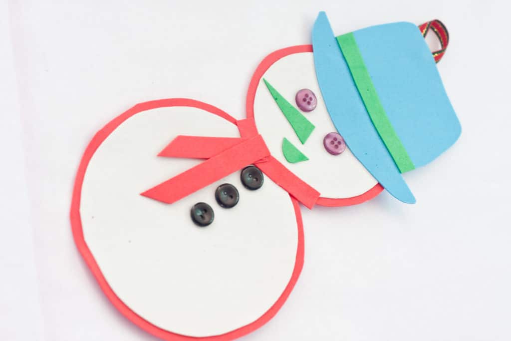 A Cute and Simple Snowman Decoration to Make Together! - Made In A Pinch