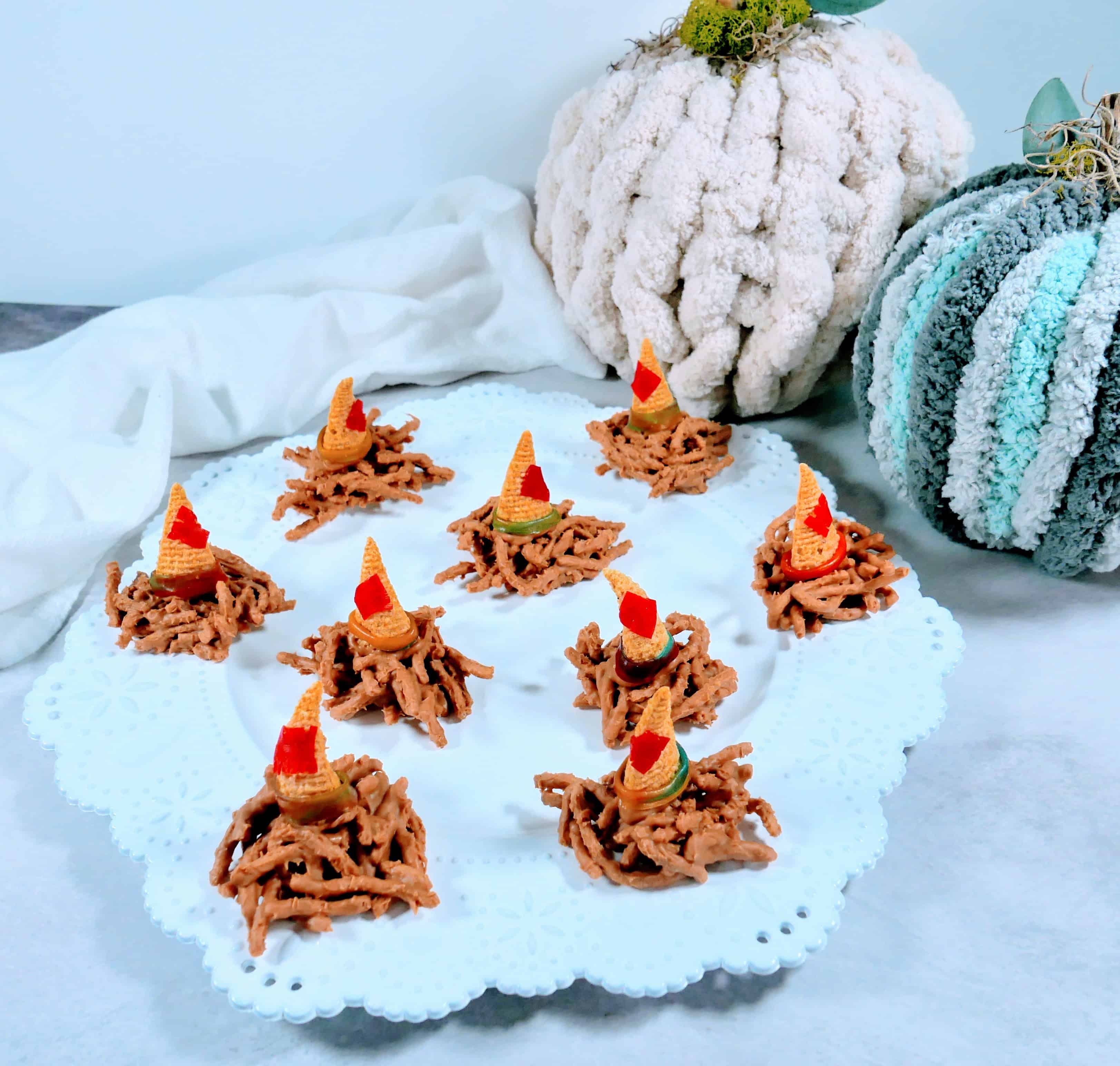 Scarecrow Hat Snacks: Easy Fall Snacks For Kids - Made In A Pinch