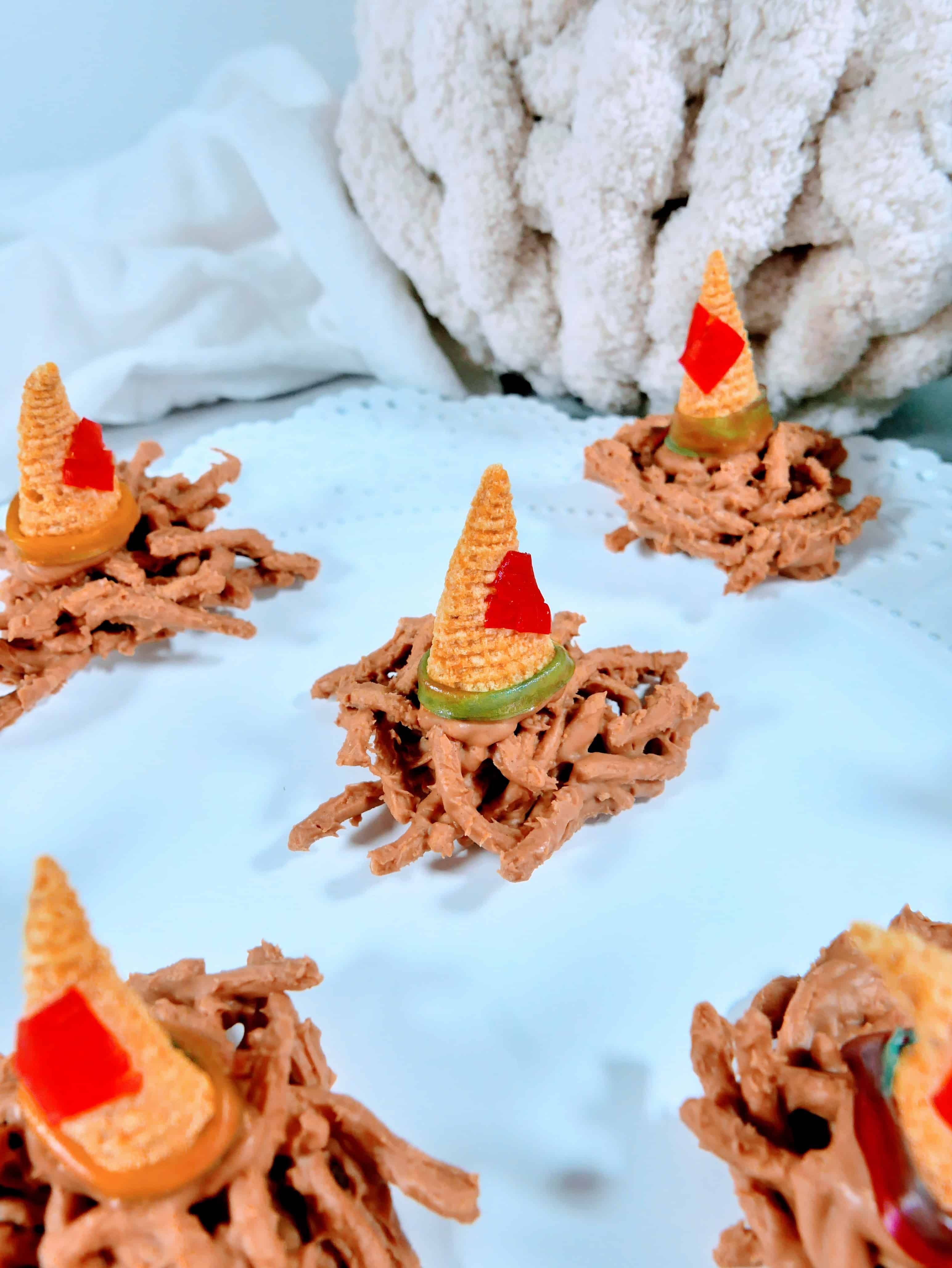 Scarecrow Hat Snacks: Easy Fall Snacks For Kids - Made In A Pinch
