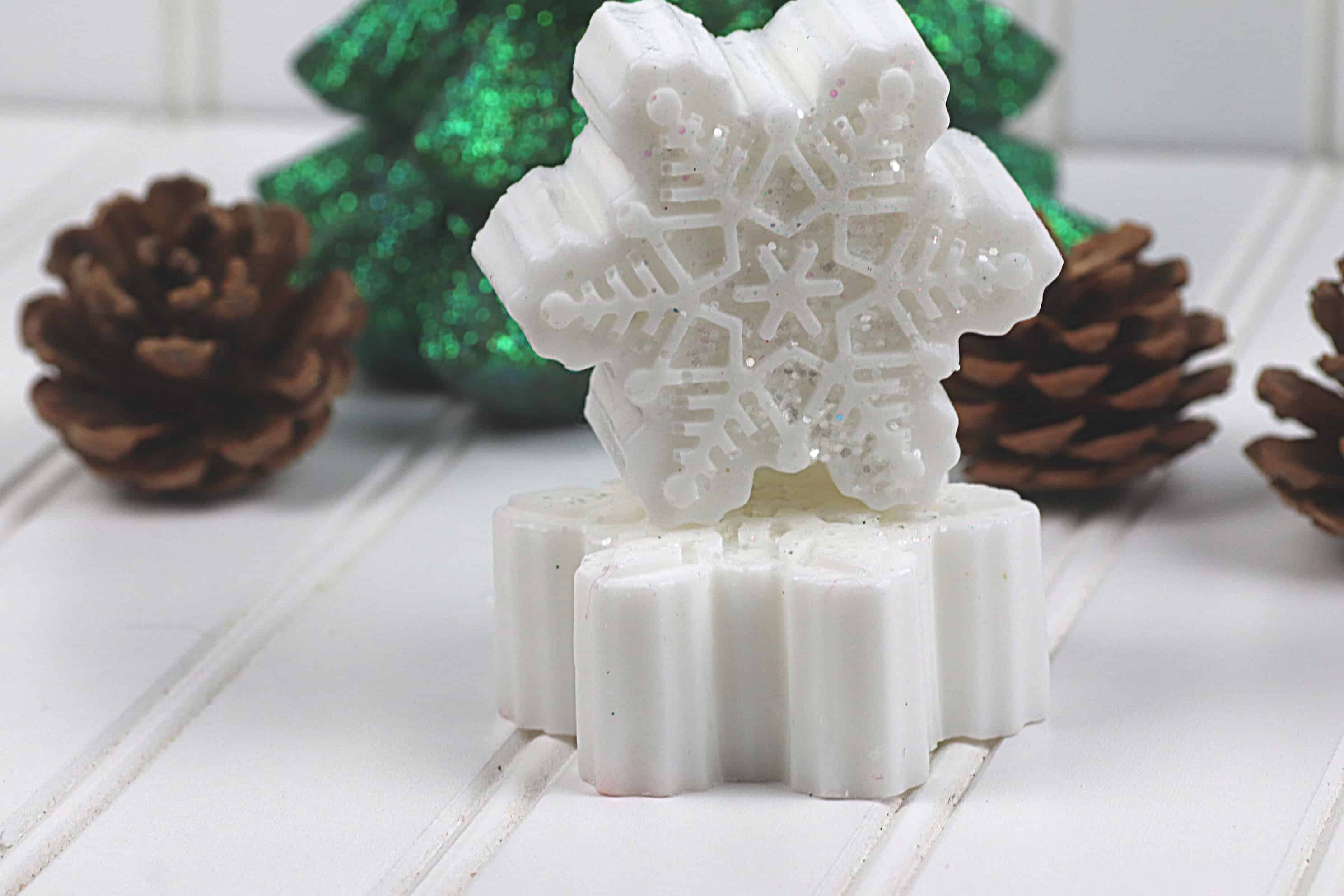 Holiday DIY Soap Bar: Sparkling Snowflake Soap Gift Idea - Made In A Pinch