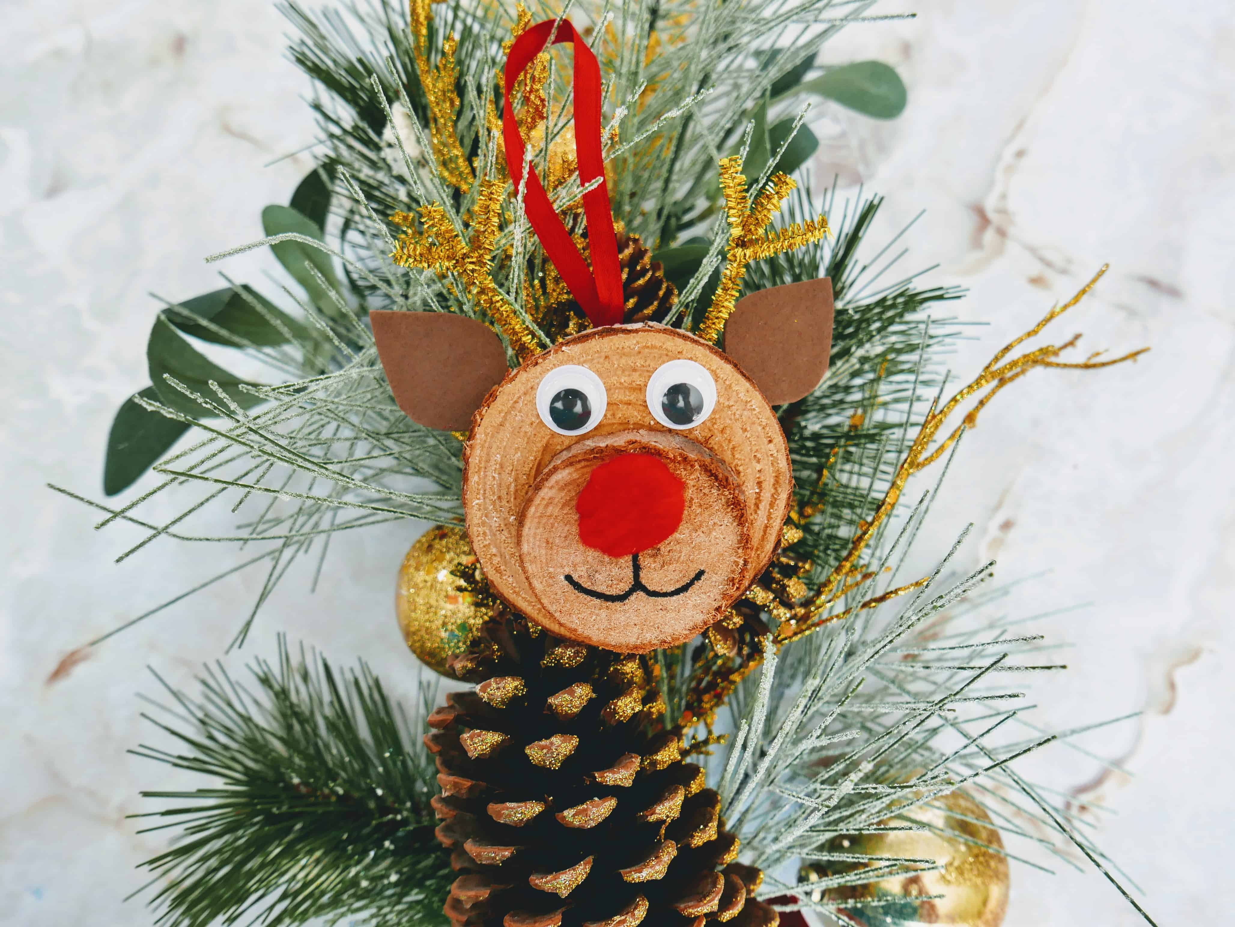 Adorable DIY Wood Slice Rudolph Ornaments - Made In A Pinch