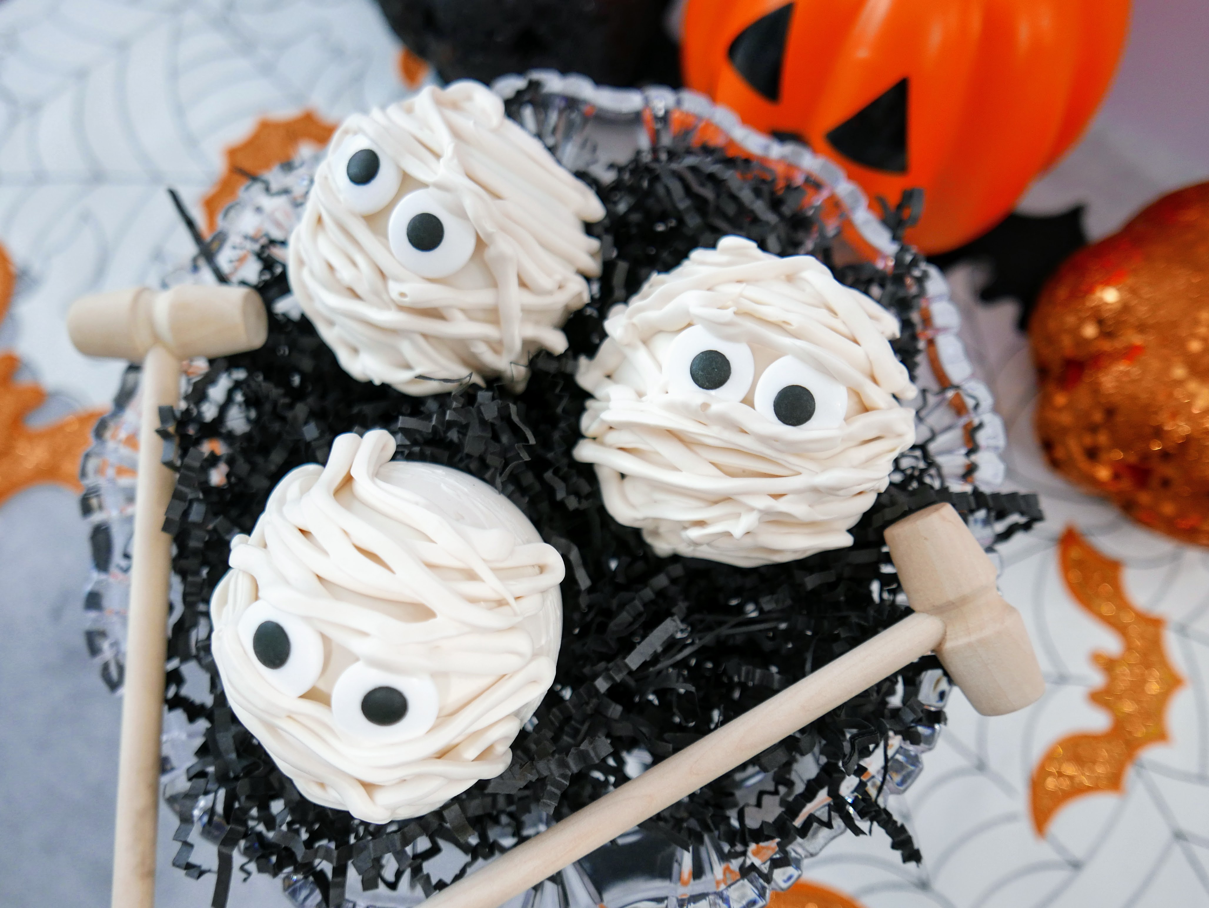 Breakable Halloween Mummy Candy Bombs - Made In A Pinch