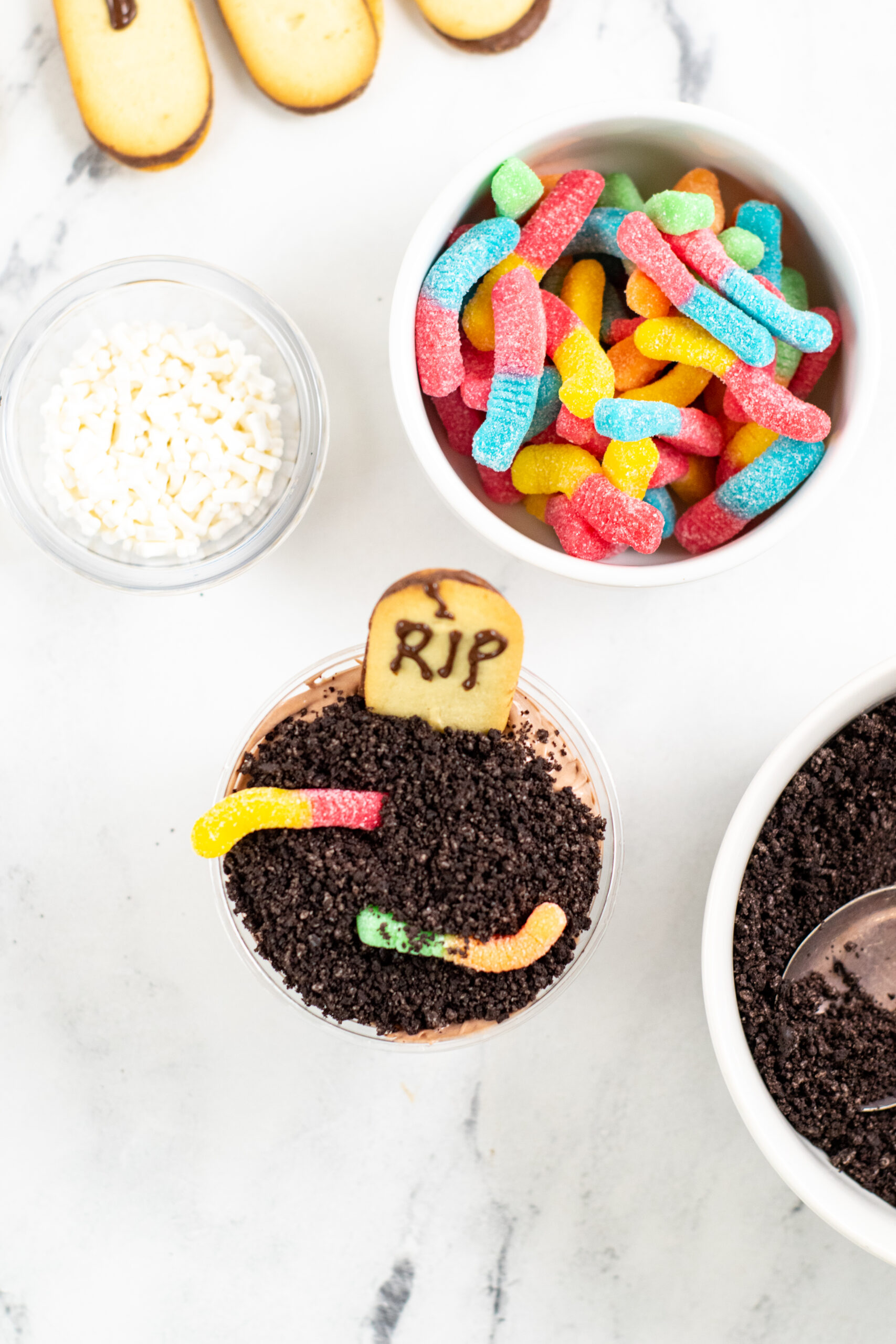 Graveyard Oreo Halloween Dirt Pudding Cups Dessert - Made In A Pinch