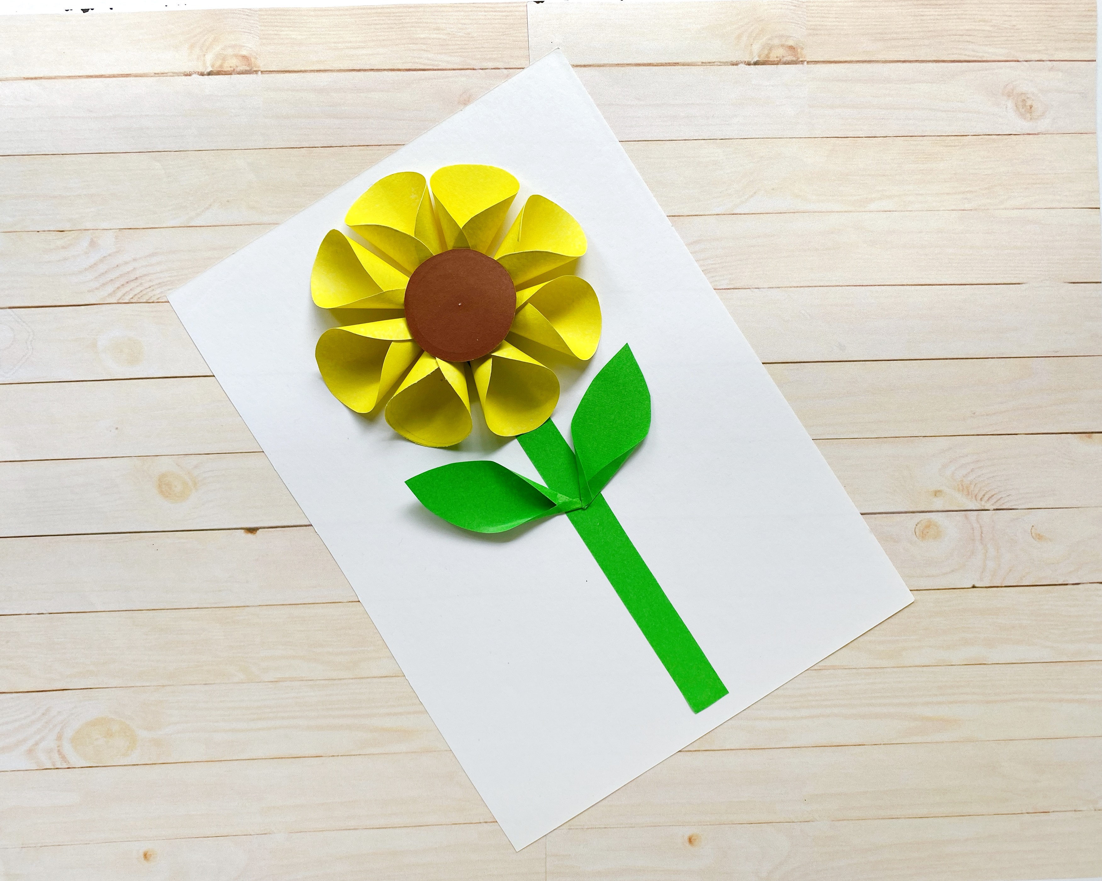 Folded Paper Sunflower Craft For Kids - Made In A Pinch