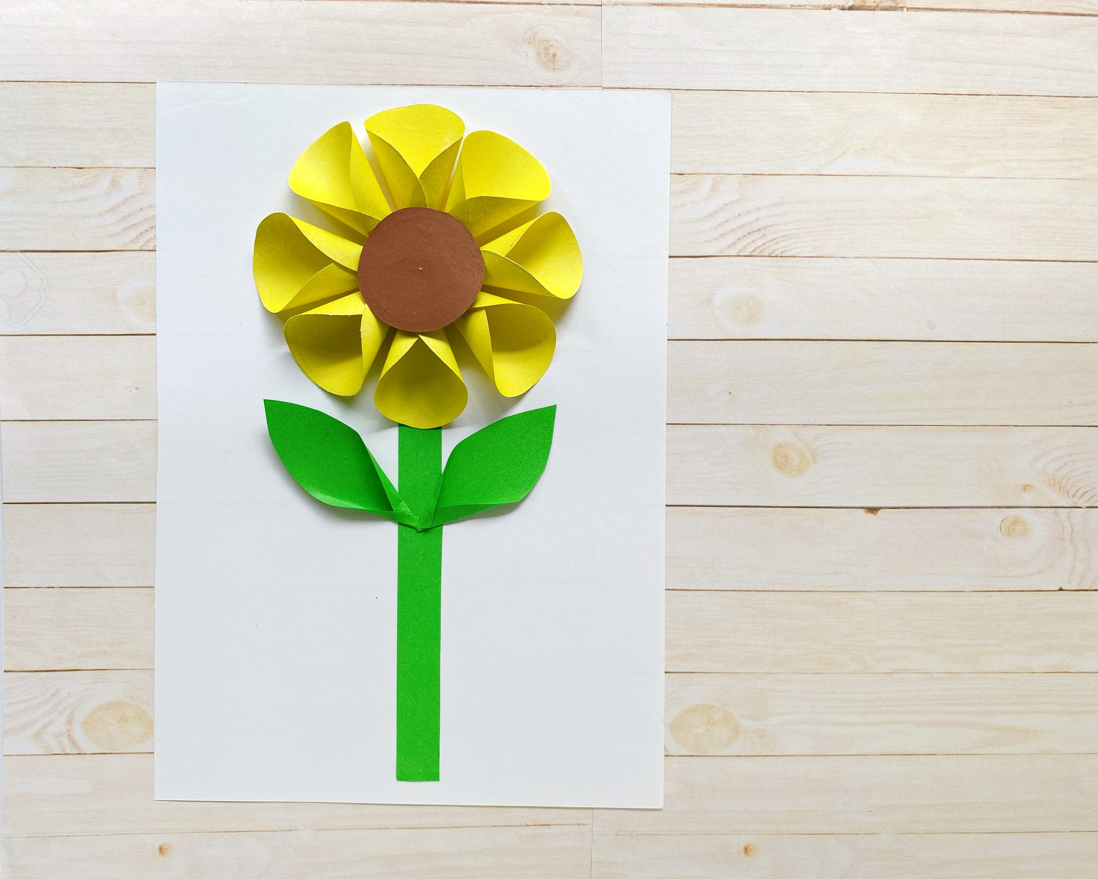 Folded Paper Sunflower Craft For Kids - Made In A Pinch