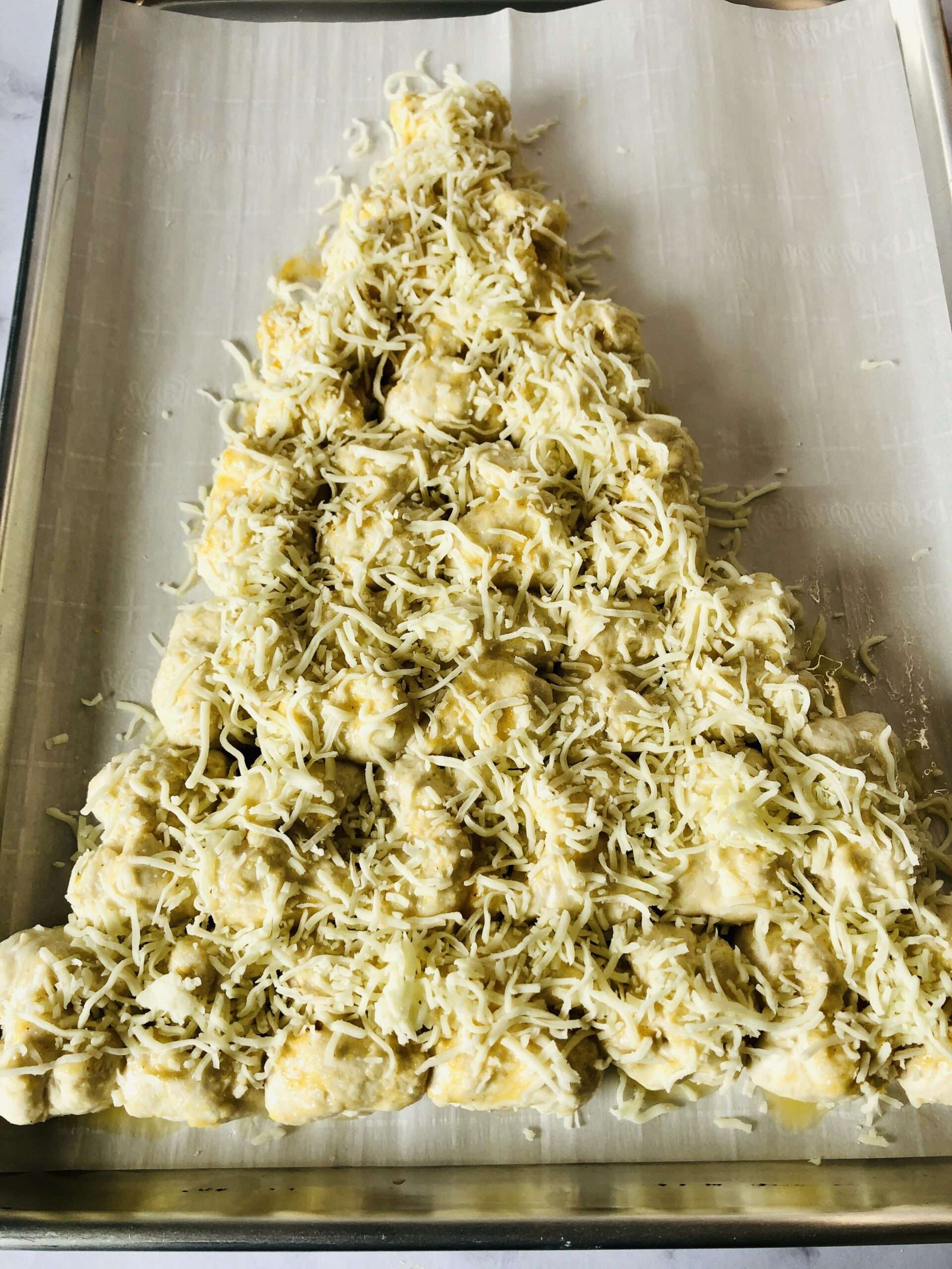 Easy Cheesy Christmas Tree Pull Apart Bread Recipe - Made In A Pinch