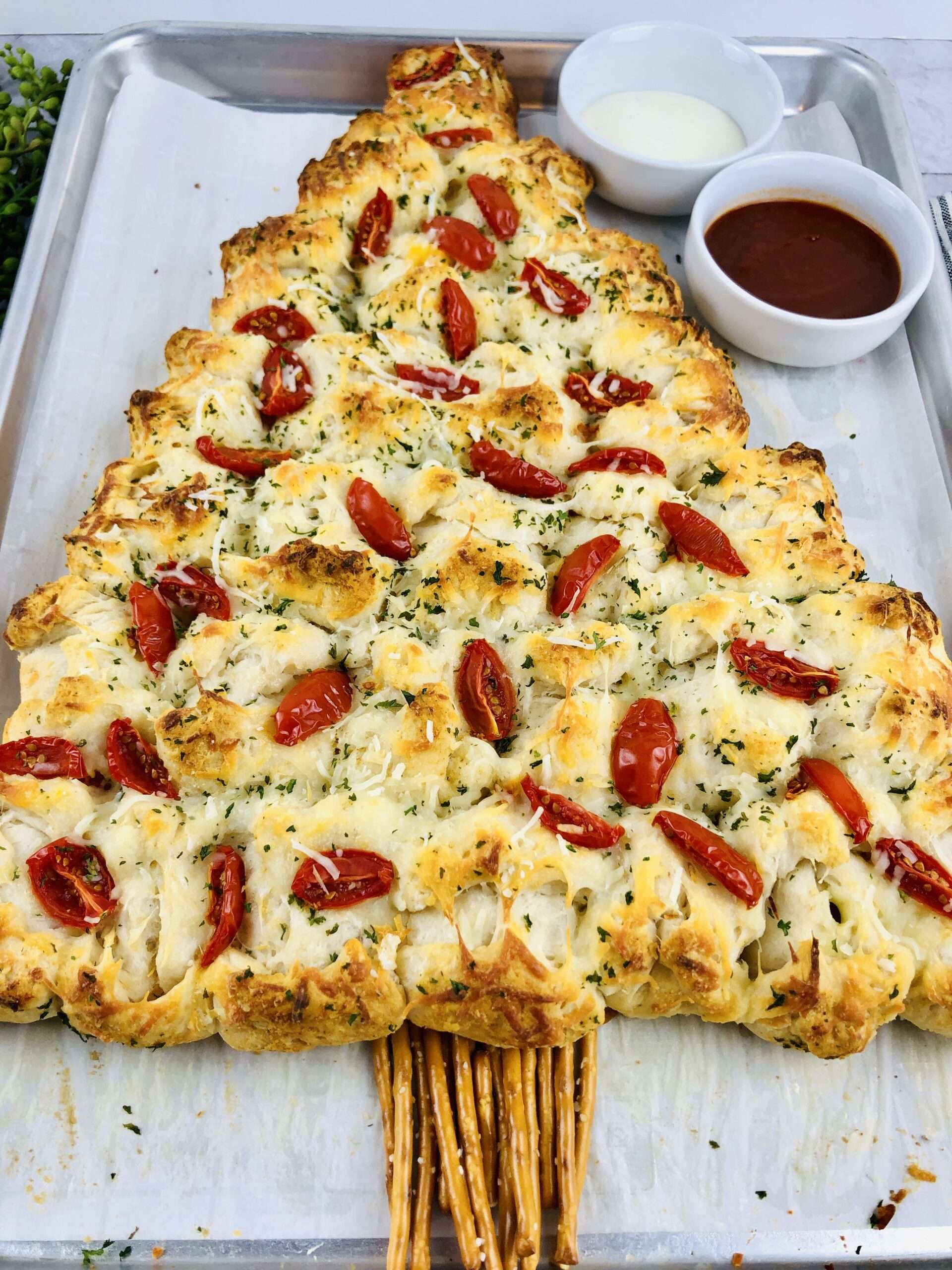 Easy Cheesy Christmas Tree Pull Apart Bread Recipe - Made In A Pinch