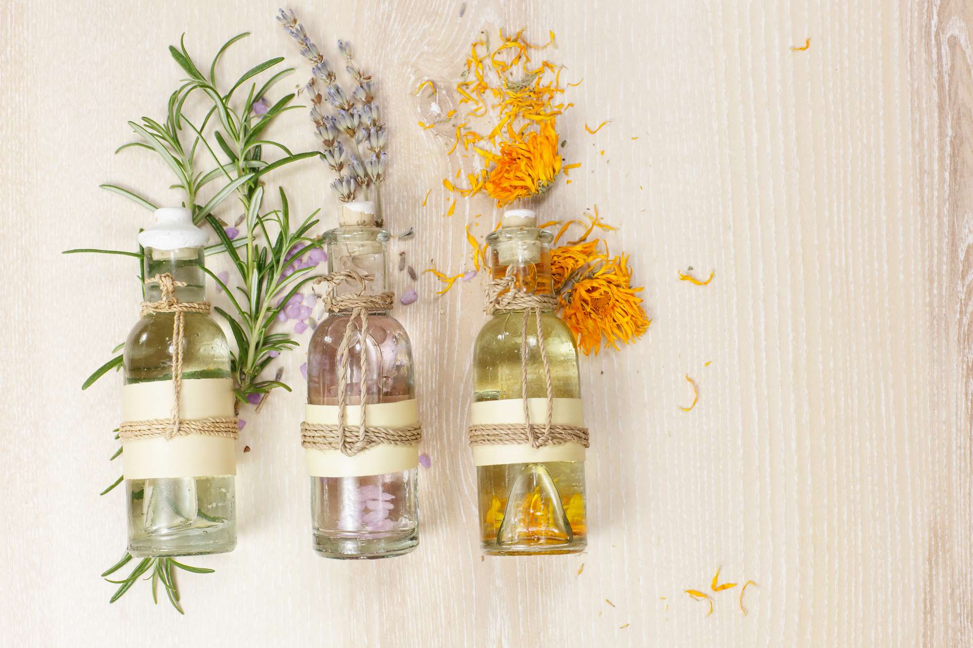 The Best Essential Oils for Cleaning (+ DIY Recipe!) - Made In A Pinch