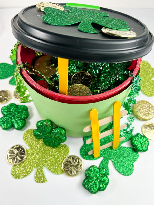 How To Make A Leprechaun Trap (Coffee Container Leprechaun Trap)