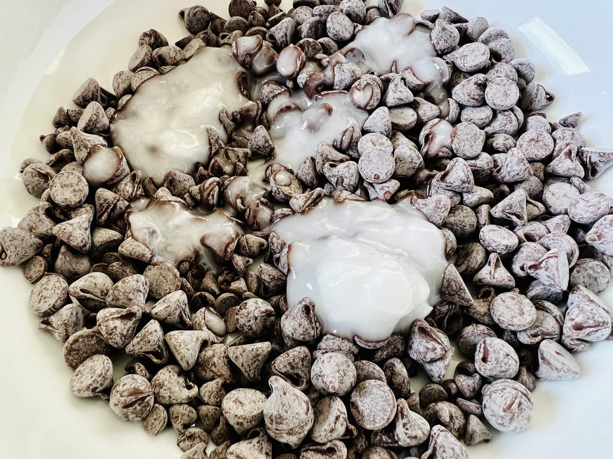 How To Make Homemade Magic Shell Topping (2 Ingredients!) - Made In A Pinch