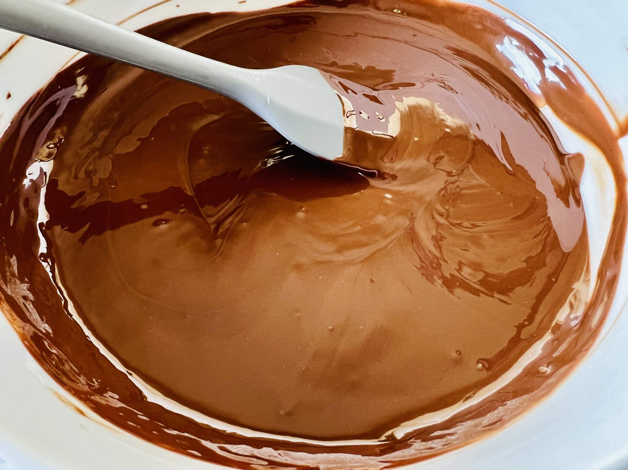 How To Make Homemade Magic Shell Topping (2 Ingredients!) - Made In A Pinch