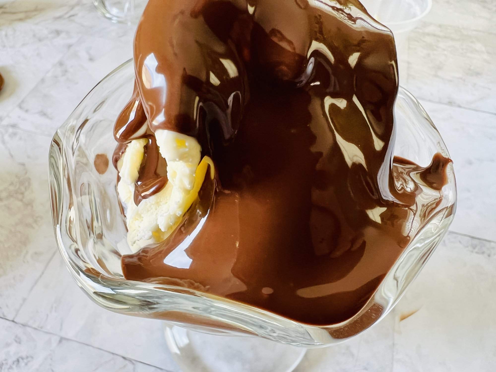 How To Make Homemade Magic Shell Topping (2 Ingredients!) - Made In A Pinch