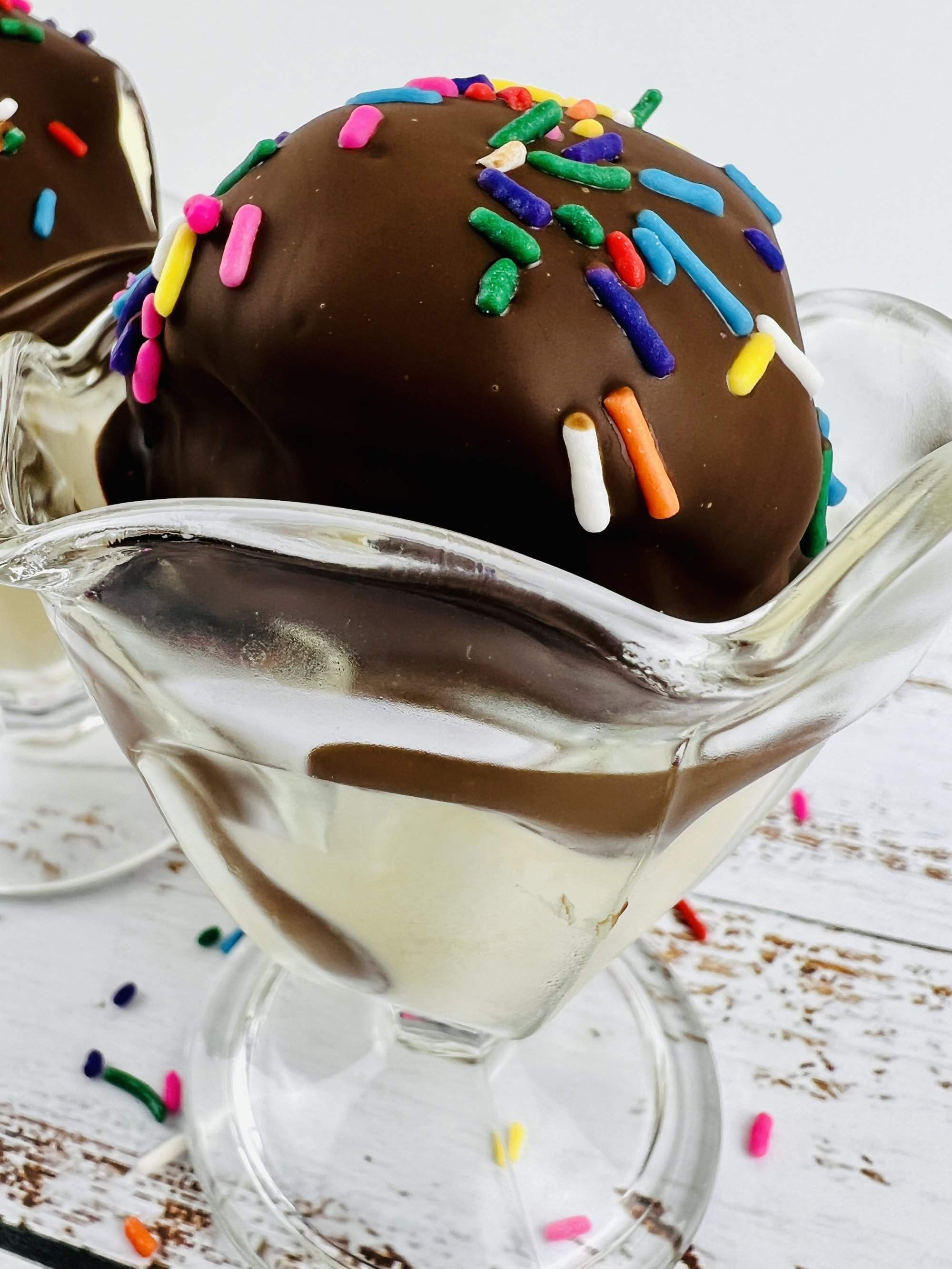 How To Make Homemade Magic Shell Topping (2 Ingredients!) - Made In A Pinch