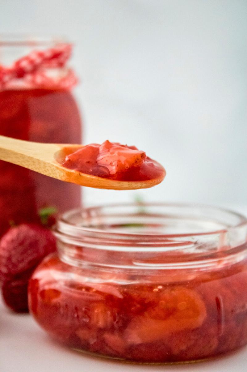 Easy Homemade Strawberry Preserves Recipe (No Pectin) - Made In A Pinch