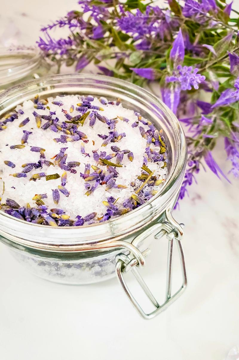 Easy DIY Lavender Bath Salts (5 Minute Recipe) - Made In A Pinch